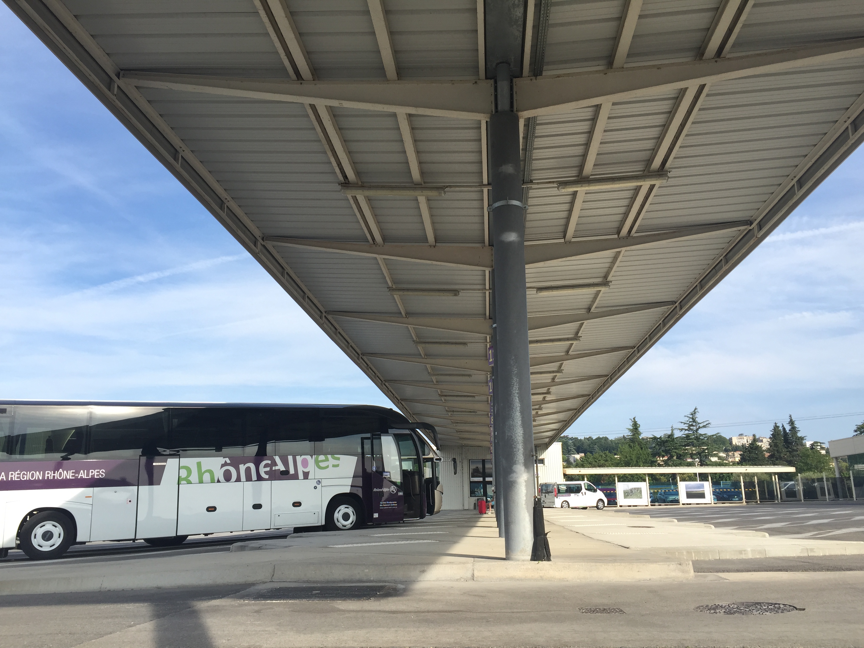Transport conventionné par autocar : l'Arafer aménage le calendrier de ...